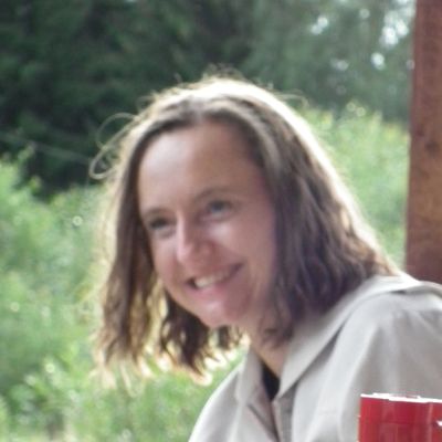 Perro dibujado a mano. Esbozo para: vector de stock (libre de regalías) 727657303 | Shutterstock