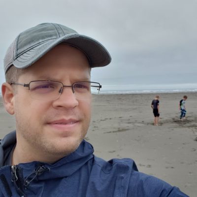 Cartera de fotos e imágenes de stock de Jared Burton | Shutterstock