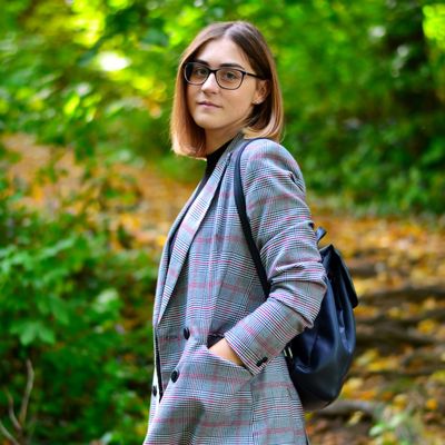 由 Claudia Rusu 投稿的库存照片和图片组合 | Shutterstock