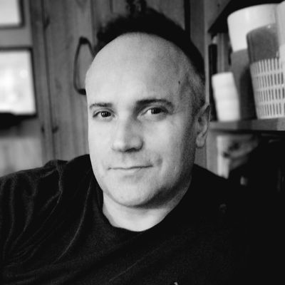 Cartera de fotos e imágenes de stock de Nick John Whittle | Shutterstock