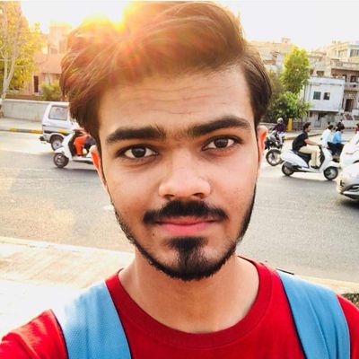 Cartera de fotos e imágenes de stock de Khilan | Shutterstock