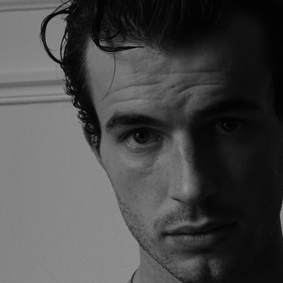 Cartera de fotos e imágenes de stock de Prosper David | Shutterstock