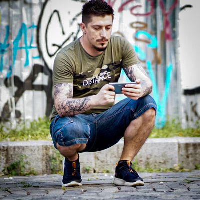 Cartera de fotos e imágenes de stock de Robert-Mihai Munteanu | Shutterstock