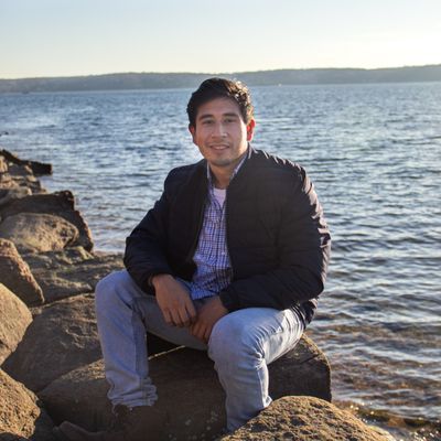 Cartera de fotos e imágenes de stock de Stephen leon | Shutterstock