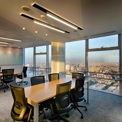 Cartera de fotos e imágenes de Spread Studio | Colaborador de Shutterstock