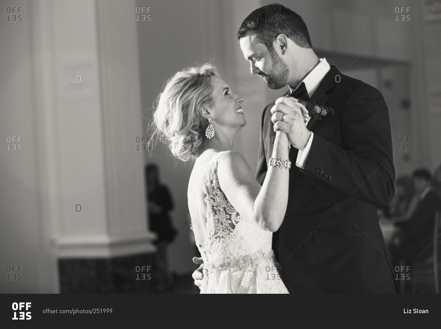 A bride and groom dance their first dance together - Stock Image ...