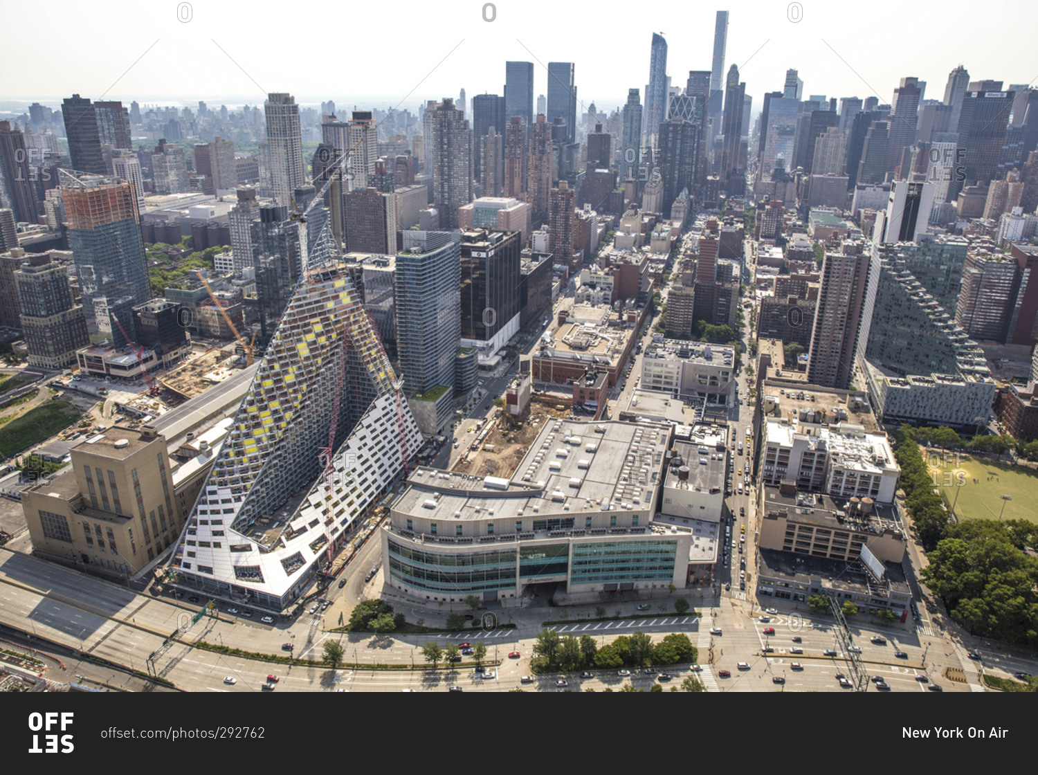 New York City, NY, USA - July 12, 2015: Pyramid shaped apartment ...