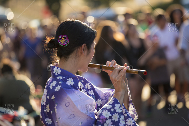 Chinese Flute Player