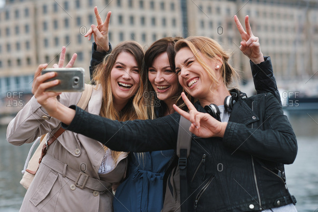 Taking Group Selfie