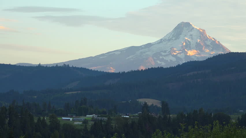 Landscape near Mount Hood, Oregon image - Free stock photo - Public ...