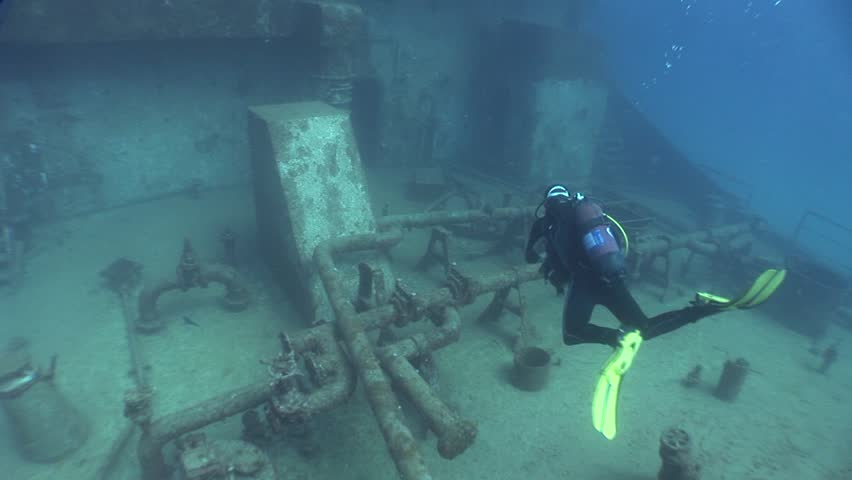Scuba Diver Exploring Ship Wreck Stock Footage Video (100% Royalty-free ...
