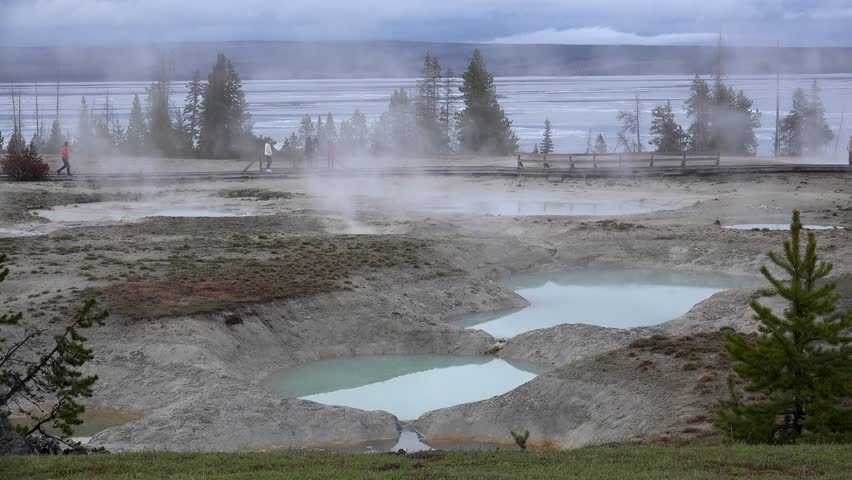 Steam vents and Mud Pots image - Free stock photo - Public Domain photo ...