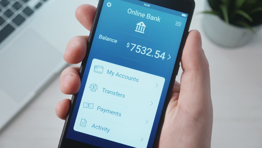 Checking Banking Activity Using Banking App: วิดีโอสต็อก (ปลอดค่า ...
