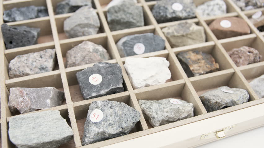Display case of minerals image - Free stock photo - Public Domain photo ...