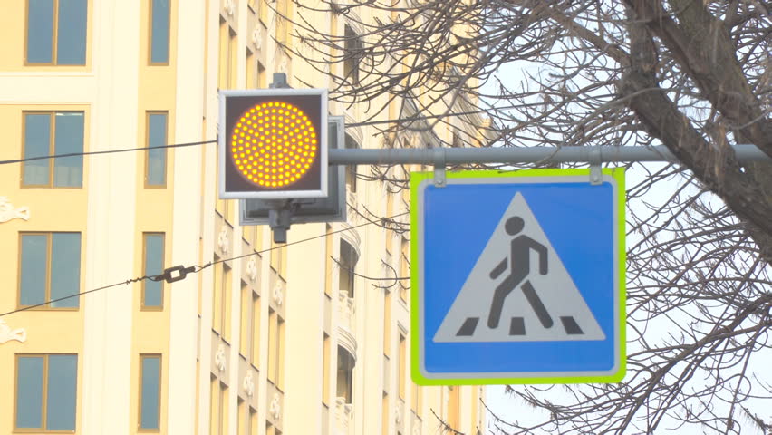 flashing yellow light on pedestrian crossing Stock Footage Video (100% ...