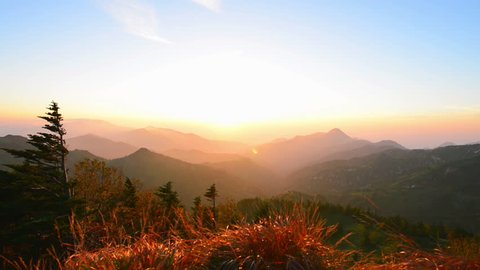 Autumn Sunrise Over Newfound Gap Overlook Stock Photo (Edit Now) 381963928