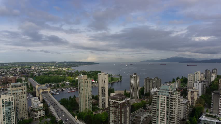 Overlook of the cityscape of Vancouver, British Columbia image - Free ...