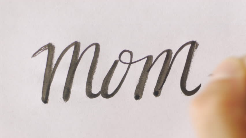 How To Write Mom In Cursive