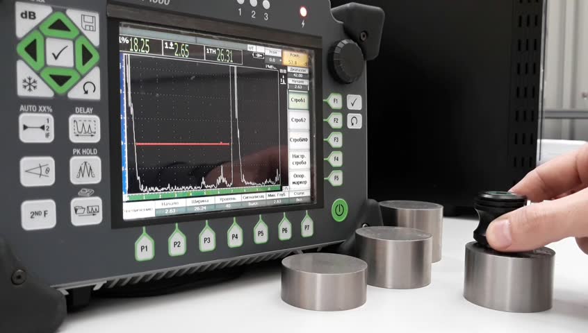 ultrasonic testing metal a-scan Stock Footage Video (100% Royalty-free ...