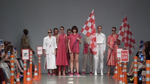 Tour Guide Lady Group Tourists Female Stock Vector (Royalty Free ...