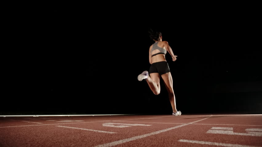 female-runner-preparing-for-a-race image - Free stock photo - Public ...