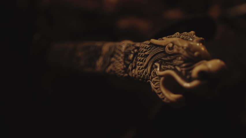 Hilt of Japanese Sword(katana). Dragon 스톡 동영상 비디오(100% 로열티 프리 ...