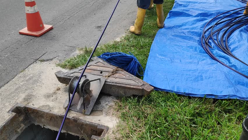 fiber optic cable being pulled out Stock Footage Video (100% Royalty ...