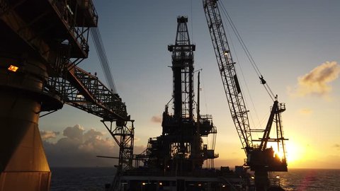Derrick Tender Assisted Drilling Oil Rig Stock Footage Video (100% ...