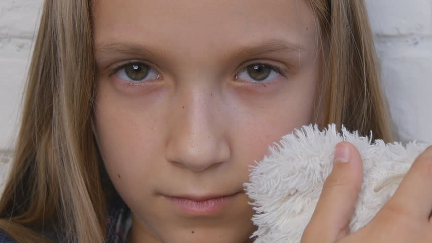 Unhappy Child, Sad Kid Stressed : vidéo de stock (100 % libre de droit ...