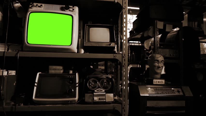 vintage television turning off green screen Stock Footage Video (100% ...