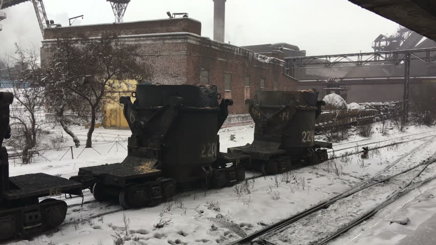 steel teeming ladle capsule train transfering Stock Footage Video (100% ...