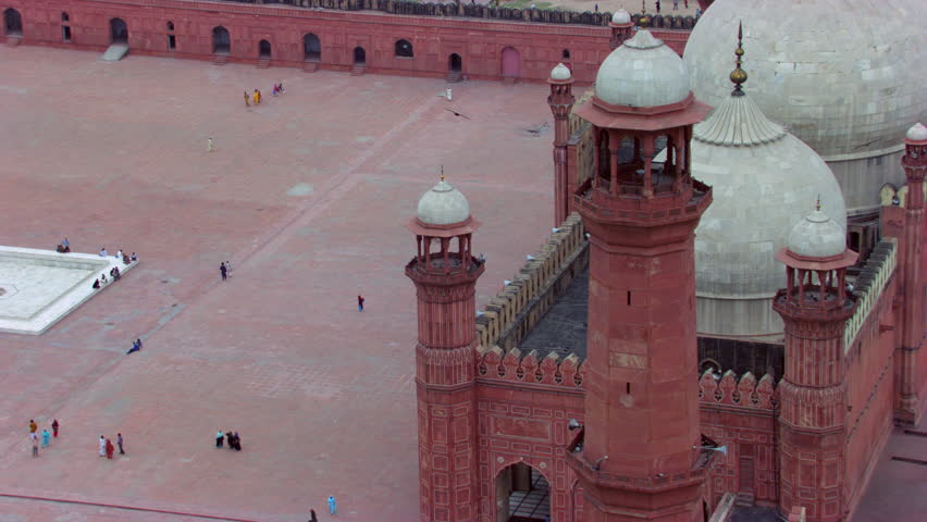 Shahi Mosque building in Lahore, Pakistan image - Free stock photo ...