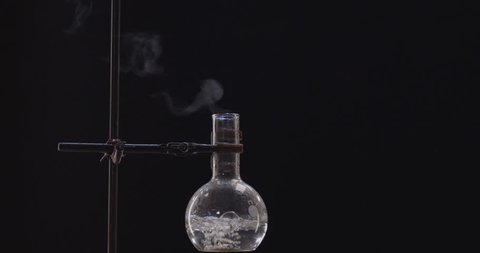 Pour Liquid Nitrogen Beaker Into Flatbottomed Stock Footage Video (100% ...