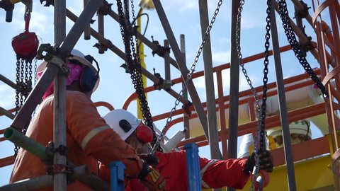 41 Manual chain block Stock Video Footage - 4K and HD Video Clips ...