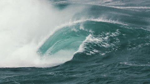 large heavy wave breaking onto shallow Stock Footage Video (100% ...