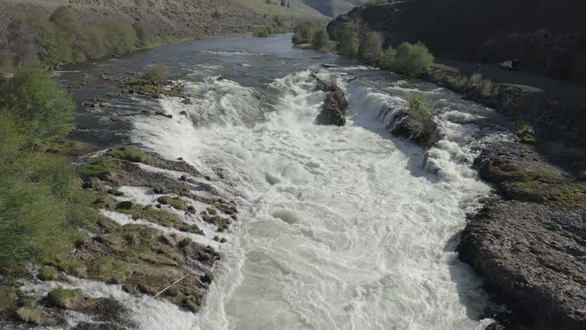 sherars falls last waterfall on deschutes Stock Footage Video (100% ...