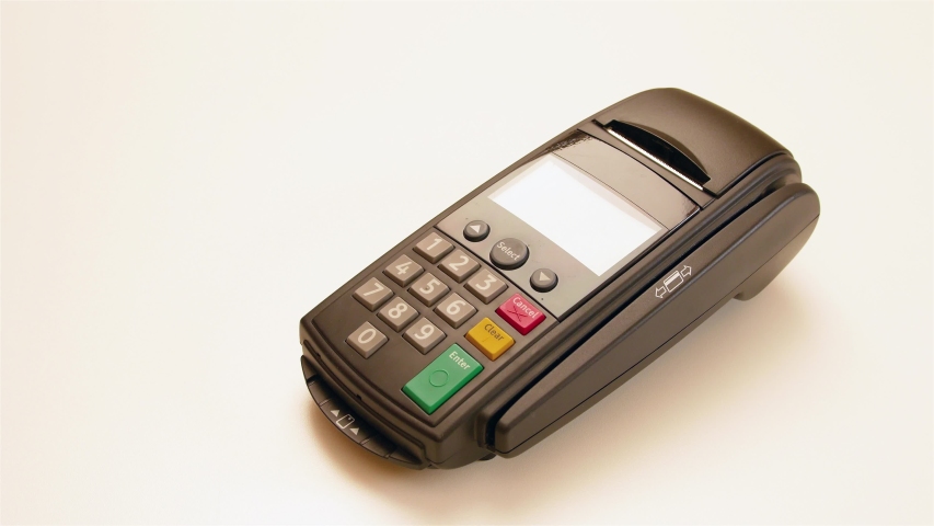 Paying with a Tablet Device : vidéo de stock (100 % libre de droit ...