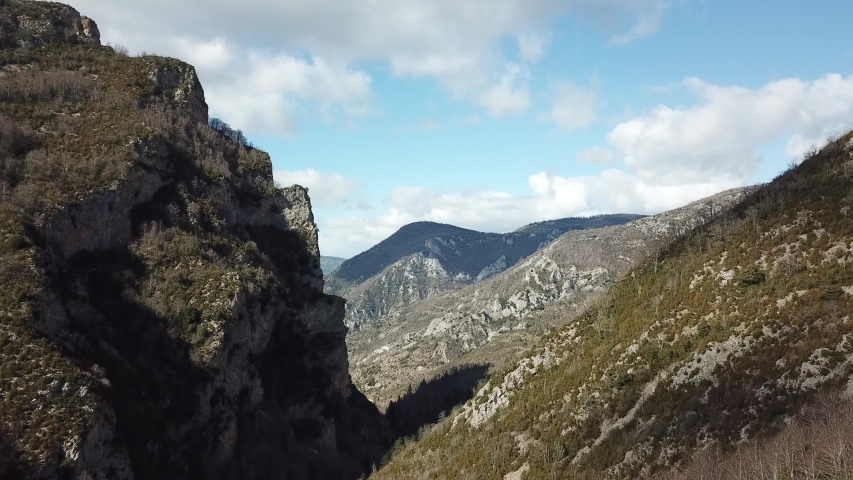 Aerial View of Pyrenean Mountains : vidéo de stock (100 % libre de ...