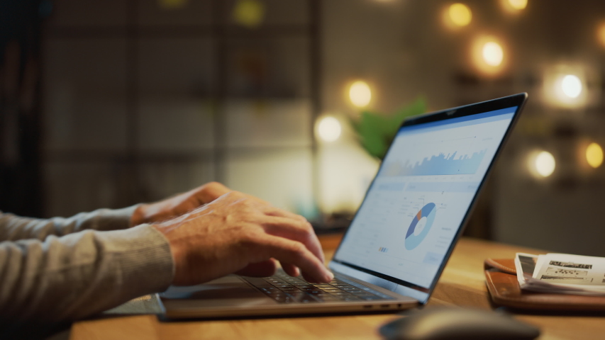 Social distancing infographic Stock Video Footage - 4K and HD Video ...