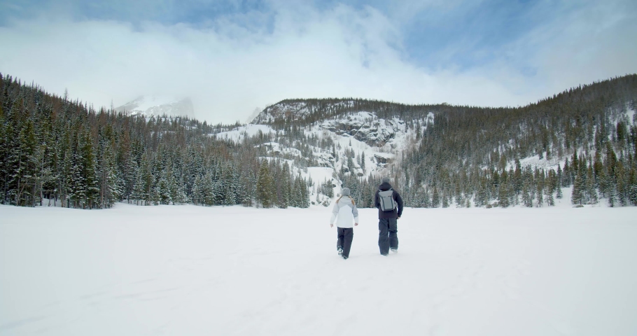 Mountains in the horizon at Rocky Mountains National Park, Colorado ...