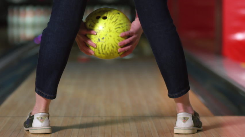 Bowling in the lane rack image - Free stock photo - Public Domain photo ...