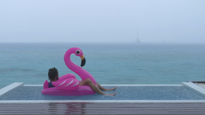 77 Raining donuts Stock Video Footage - 4K and HD Video Clips ...