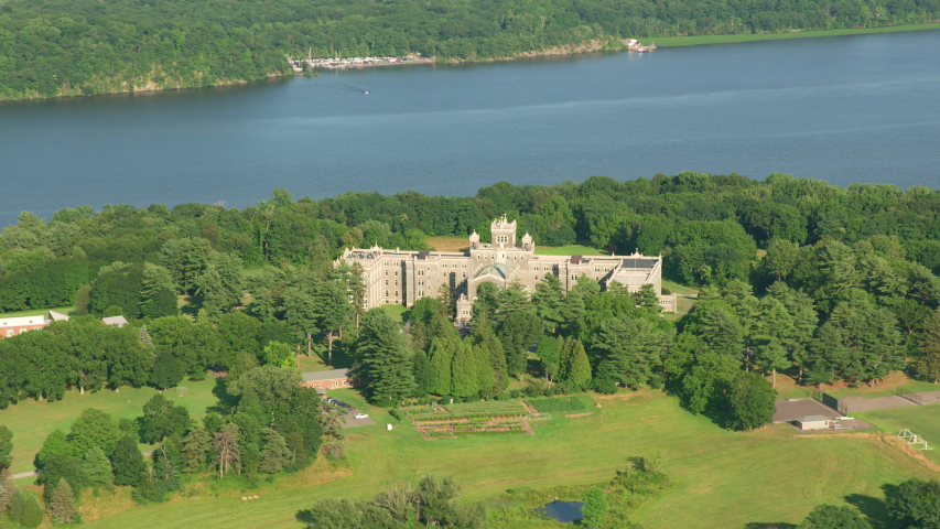 Aerial view of large mansion image - Free stock photo - Public Domain ...