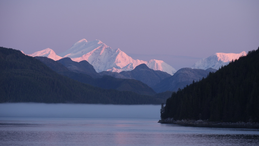Dusk with scenic Mountains in Alaska image - Free stock photo - Public ...