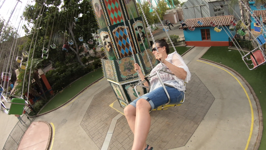 people-on-ride-at-theme-park image - Free stock photo - Public Domain ...