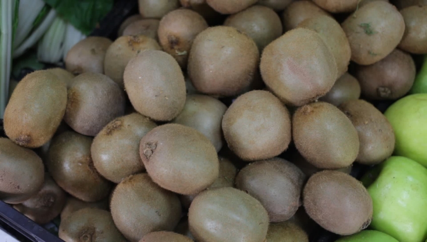 A Pile of Kiwi Fruit image - Free stock photo - Public Domain photo ...