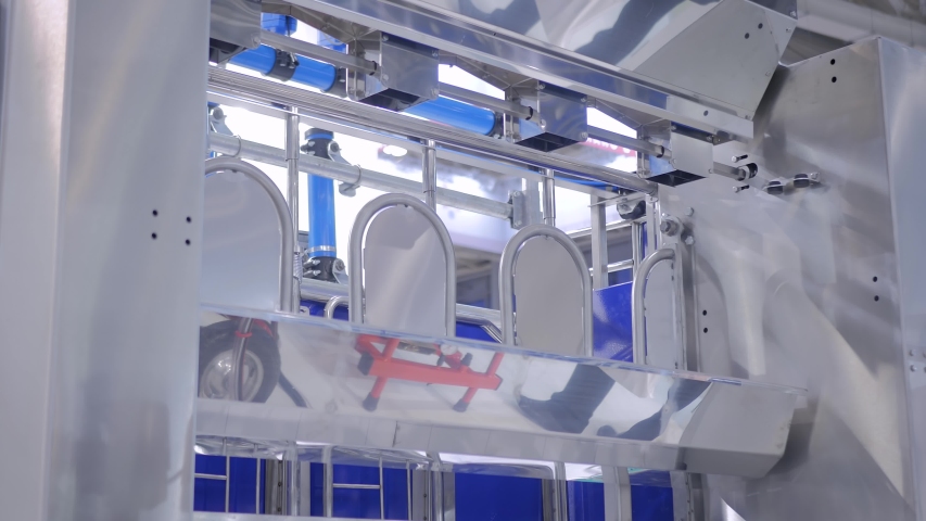 automatic robotic feeding system dairy cows Stock Footage Video (100% ...