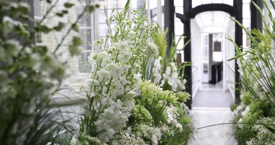 Corridor with flowers in the Garden image - Free stock photo - Public ...