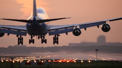 4k Airplane Landing Dusk Stock Footage Video (100% Royalty-free ...