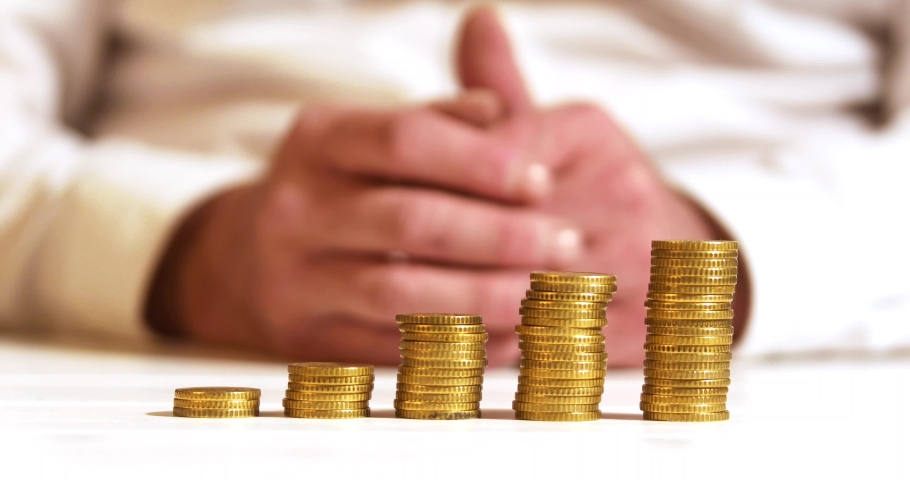 Stacked Coins on a table image - Free stock photo - Public Domain photo ... Stacked Coins on a table image - Free stock photo - Public Domain photo ...